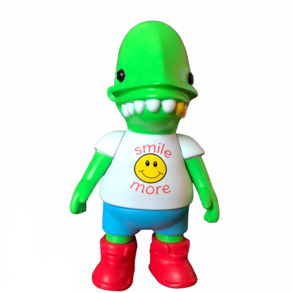 Goop Massta Smile More Edition 4-inch vinyl figure by UVD Toys Availab ...
